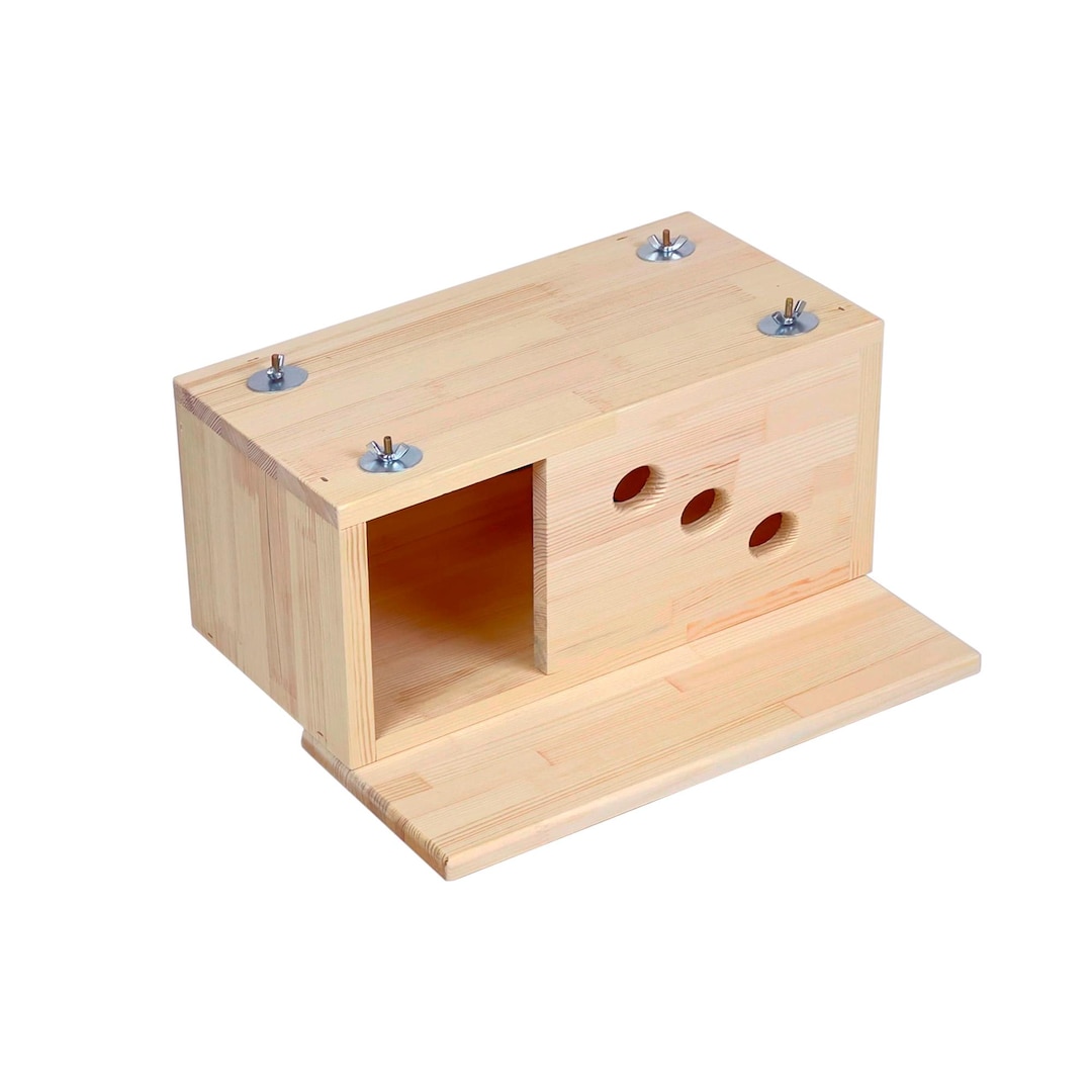 Hanging Chinchilla Tunnel & Hideout – Kiln-dried Pine, Extra Ledge ...