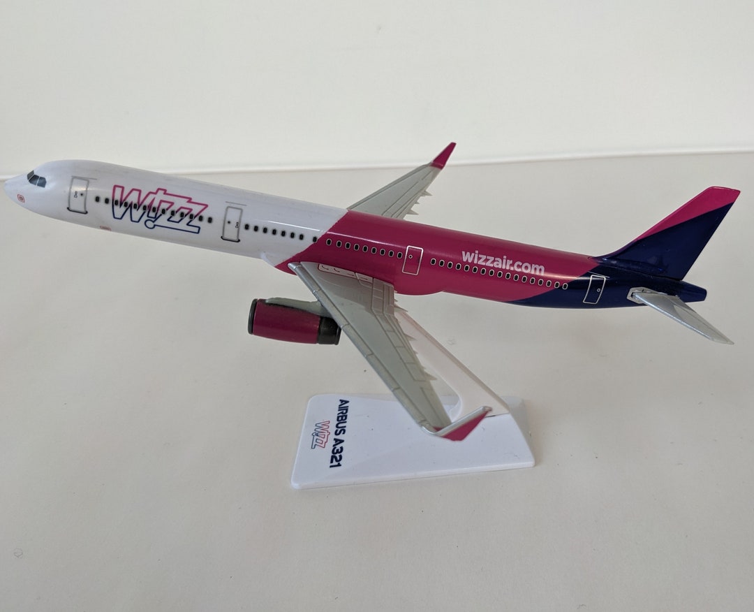 Wizzair Airbus A321 Airplane Model Aircraft Premier Planes Home Decor ...