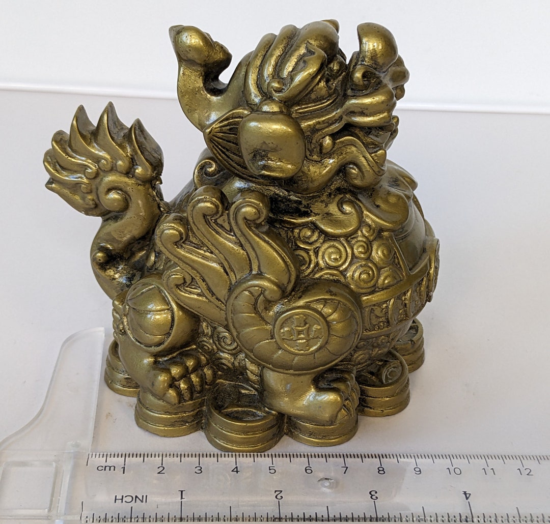 Vintage Chinese Wealth Protector Tianlu Pixiu Winged Lion Sculpture ...