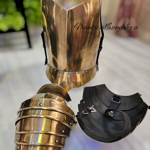 Medieval Knight Muscle Armor Chest Plate & Pauldrons - Roman Cuirass ...
