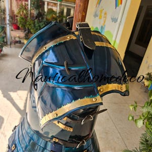 Medieval Knight Blue Armor Chest Plate Armor Pauldrons & Tassets Roman ...