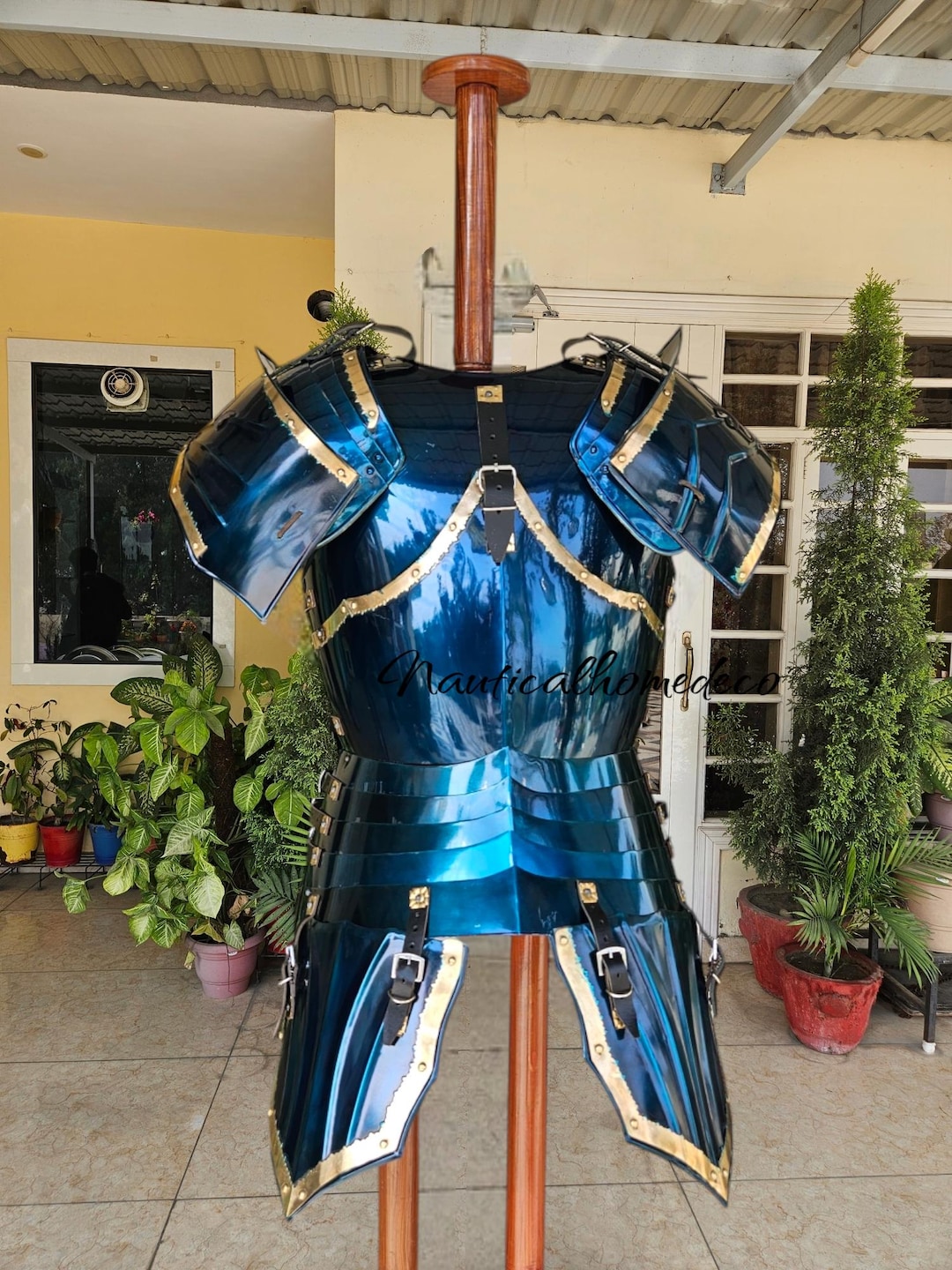 Medieval Knight Blue Armor Chest Plate Armor Pauldrons & Tassets Roman ...