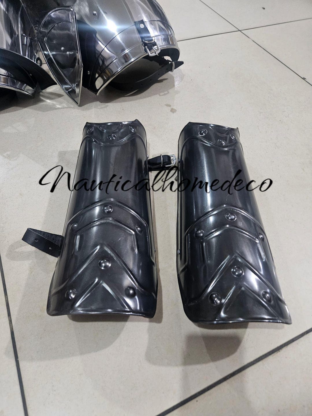 Medieval Roman Armor Leg Guard Greaves - Greek Centurion Cuirass Armor ...