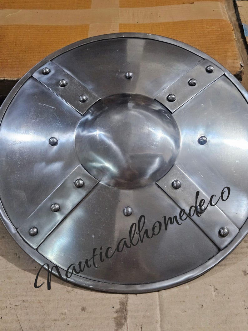 Custom Engraved Medieval Knight Buckler Shield Replica Roman Armor for ...