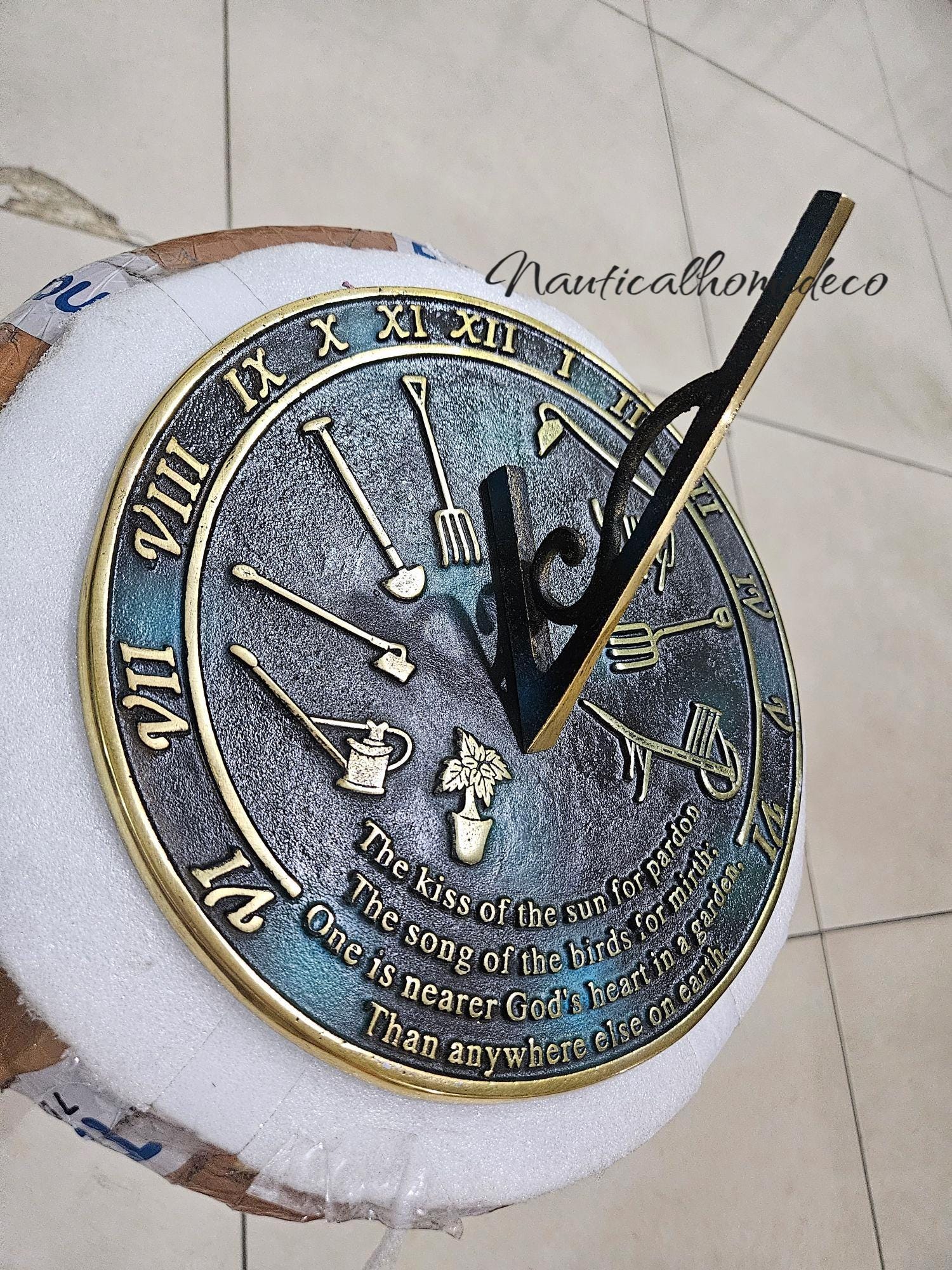 Garden Sundial Clock Decorative Gift Kiss of the Sun Sundial Gift - Etsy