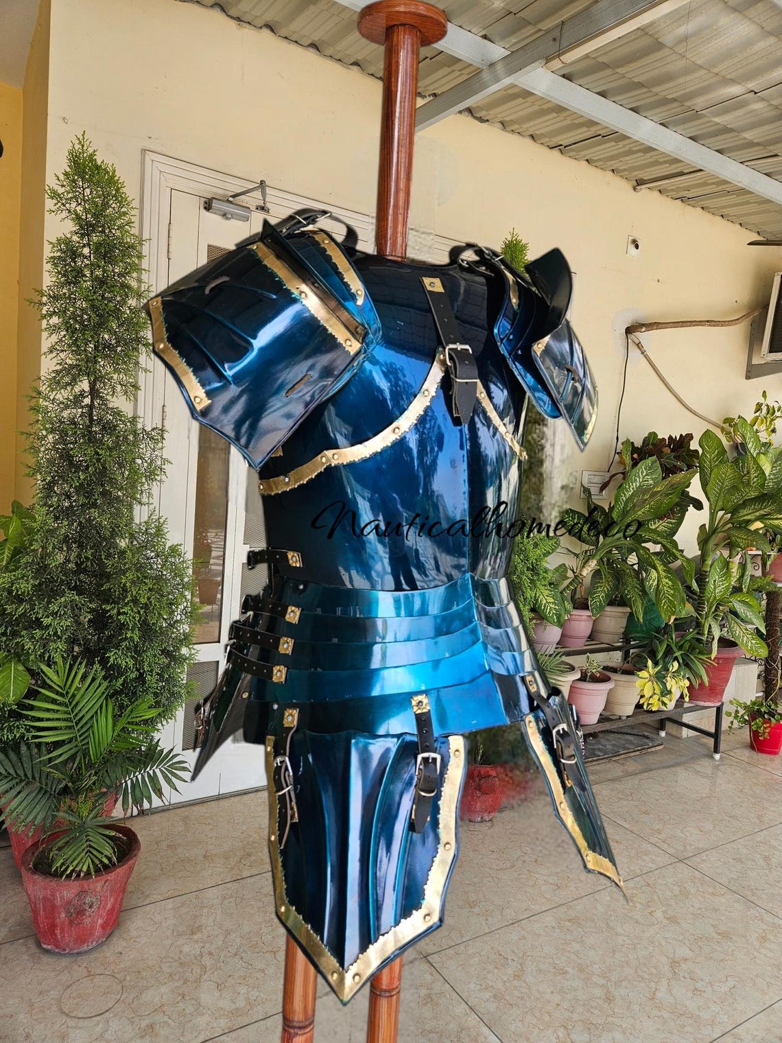 Medieval Knight Blue Armor Chest Plate Armor Pauldrons & Tassets Roman ...