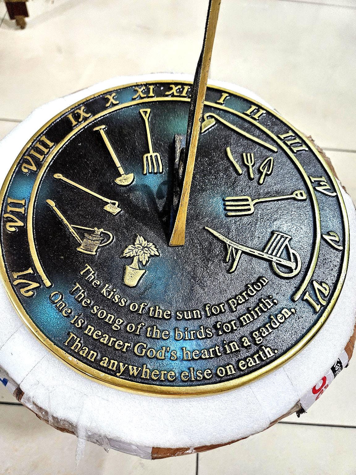 Garden Sundial Clock Decorative Gift Kiss of the Sun Sundial Gift - Etsy