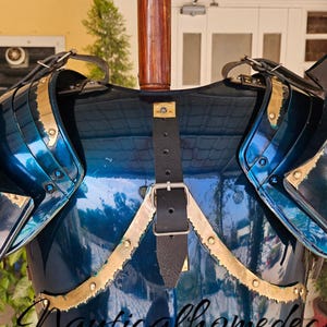 Medieval Knight Blue Armor Chest Plate Armor Pauldrons & Tassets Roman ...