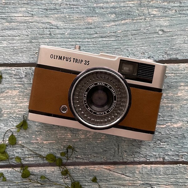 Vintage Retro Camera - Etsy