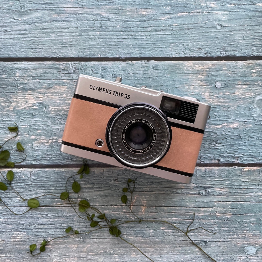 Olympus Trip 35 Vintage 35mm Film Camera Light Salmon Vegan Leather ...