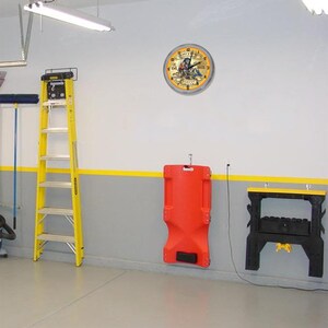 Pirates Cove 16 in Neon Clock, Pirate Light up Clock, Jolly Roger Neon ...