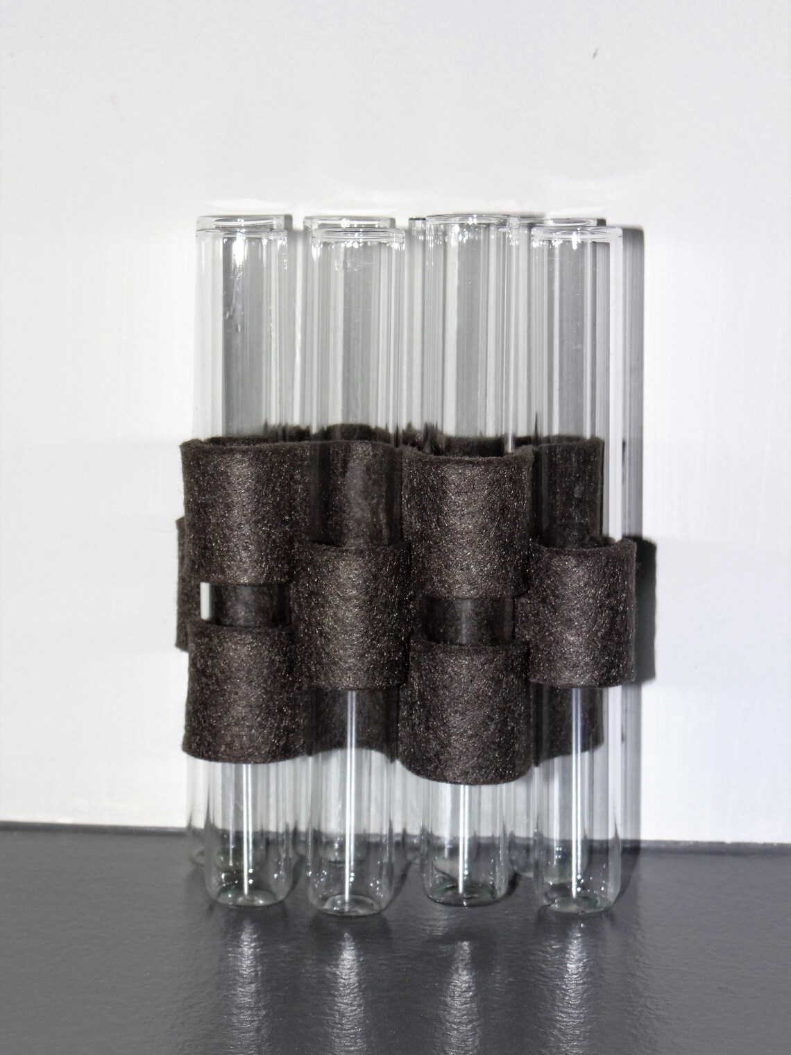 Small Contemporary Circular Vase, 8 Flower Soliflore, Trendy Decoration ...