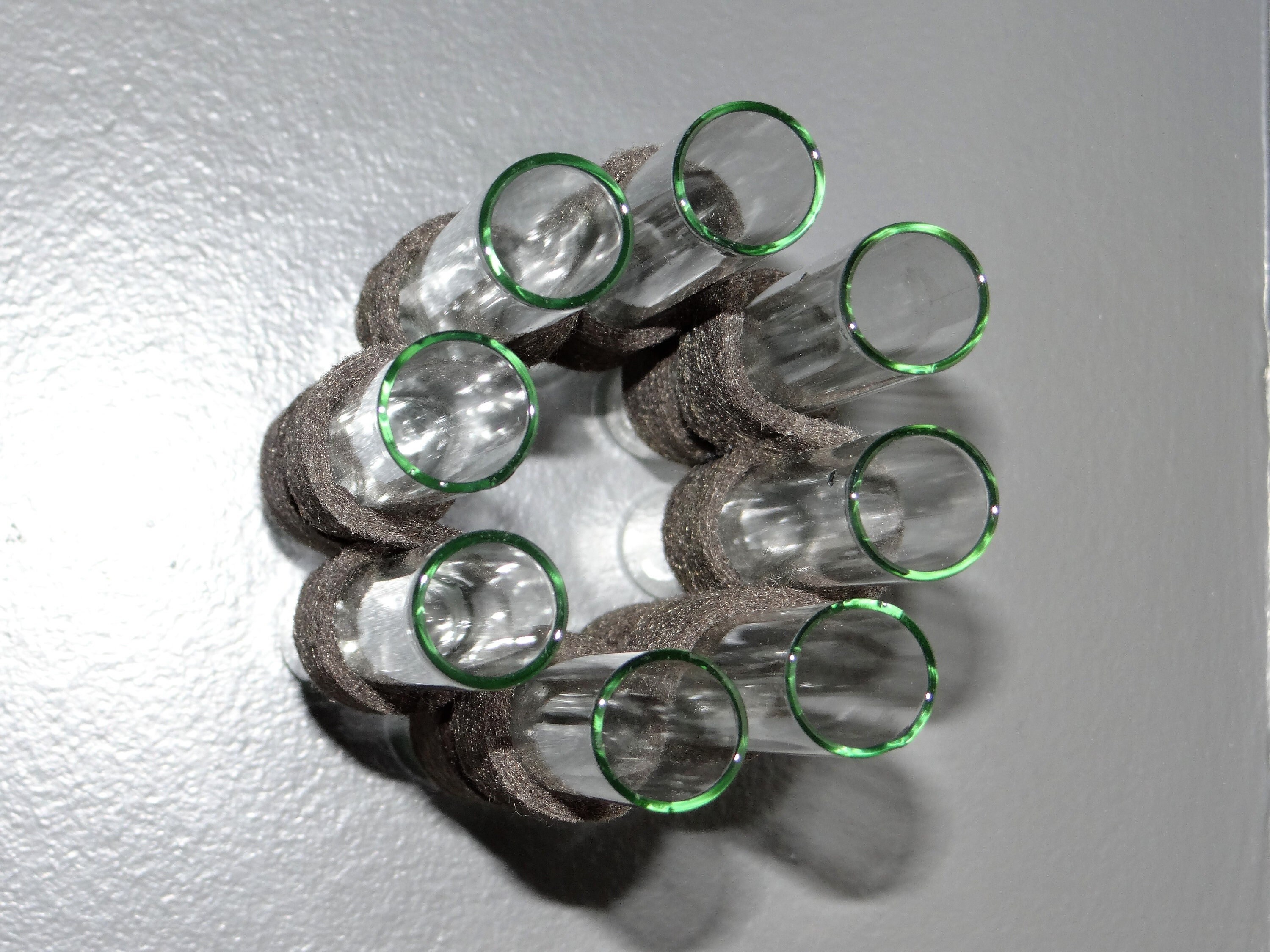 Small Contemporary Circular Vase, 8 Flower Soliflore, Trendy Decoration ...