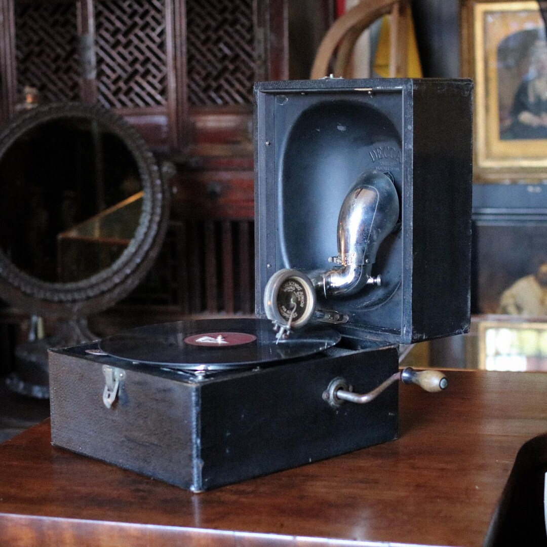 Antique Decca “junior” Portable Gramophone – Working Condition - Etsy