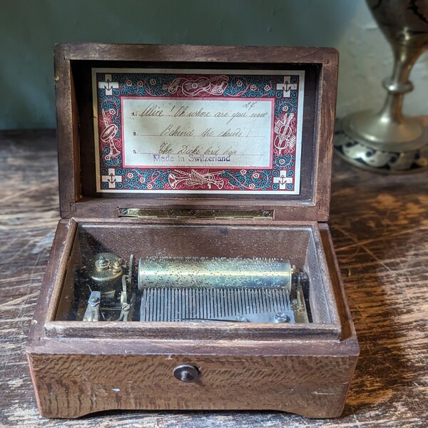 Antique Music Box - Etsy