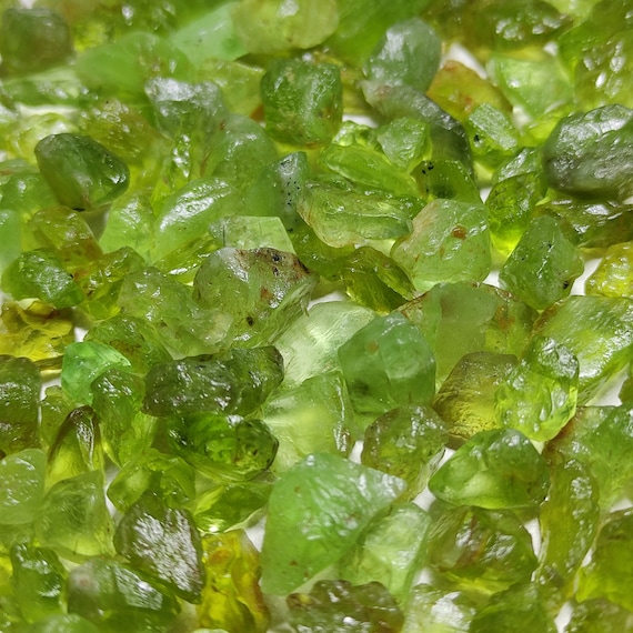 Peridot Rough Natural Green Colour Peridot Rough Raw Peridot | Etsy