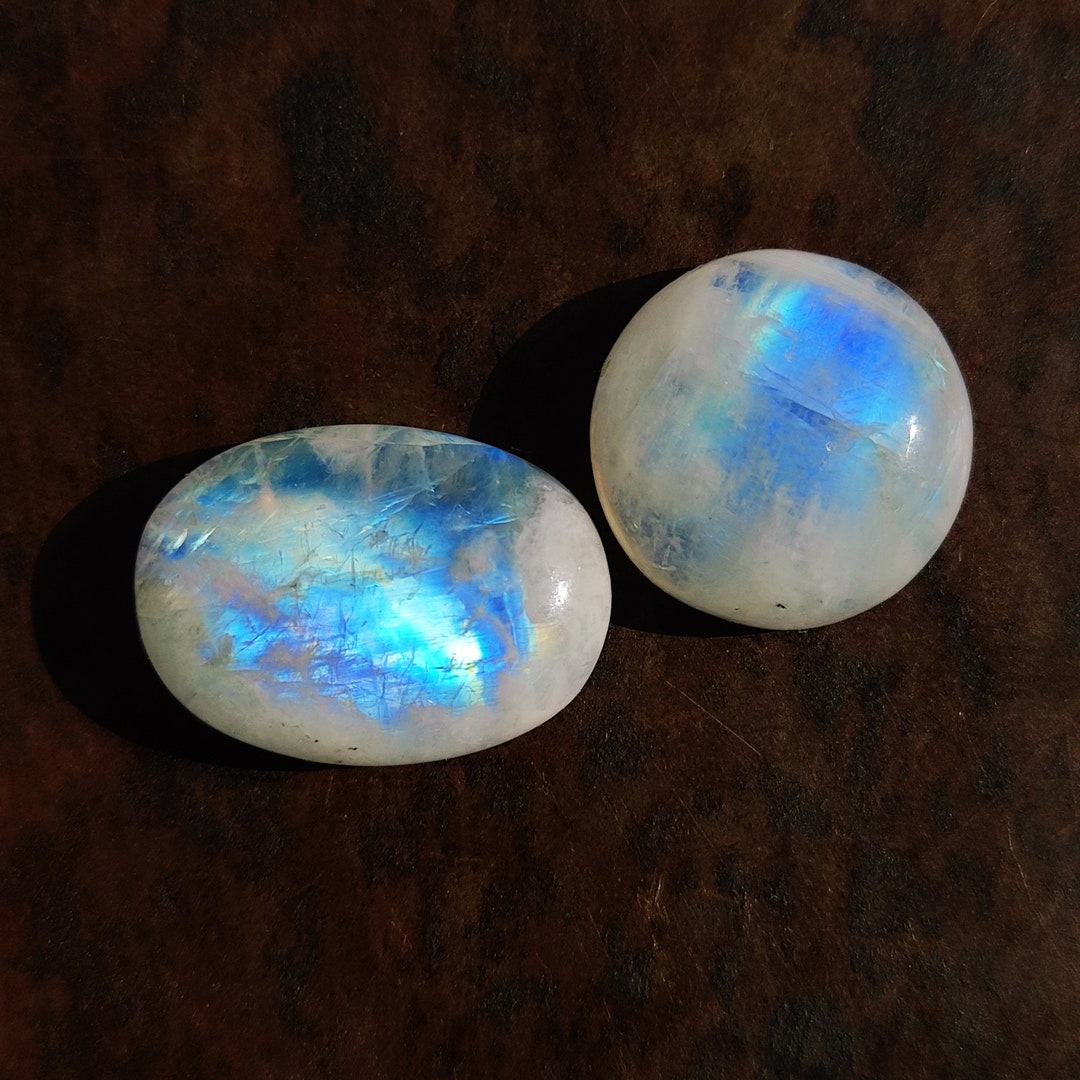 AA Quality 2 Pieces Natural Blue Flashy Moonstone Cabochon Mix Shape ...