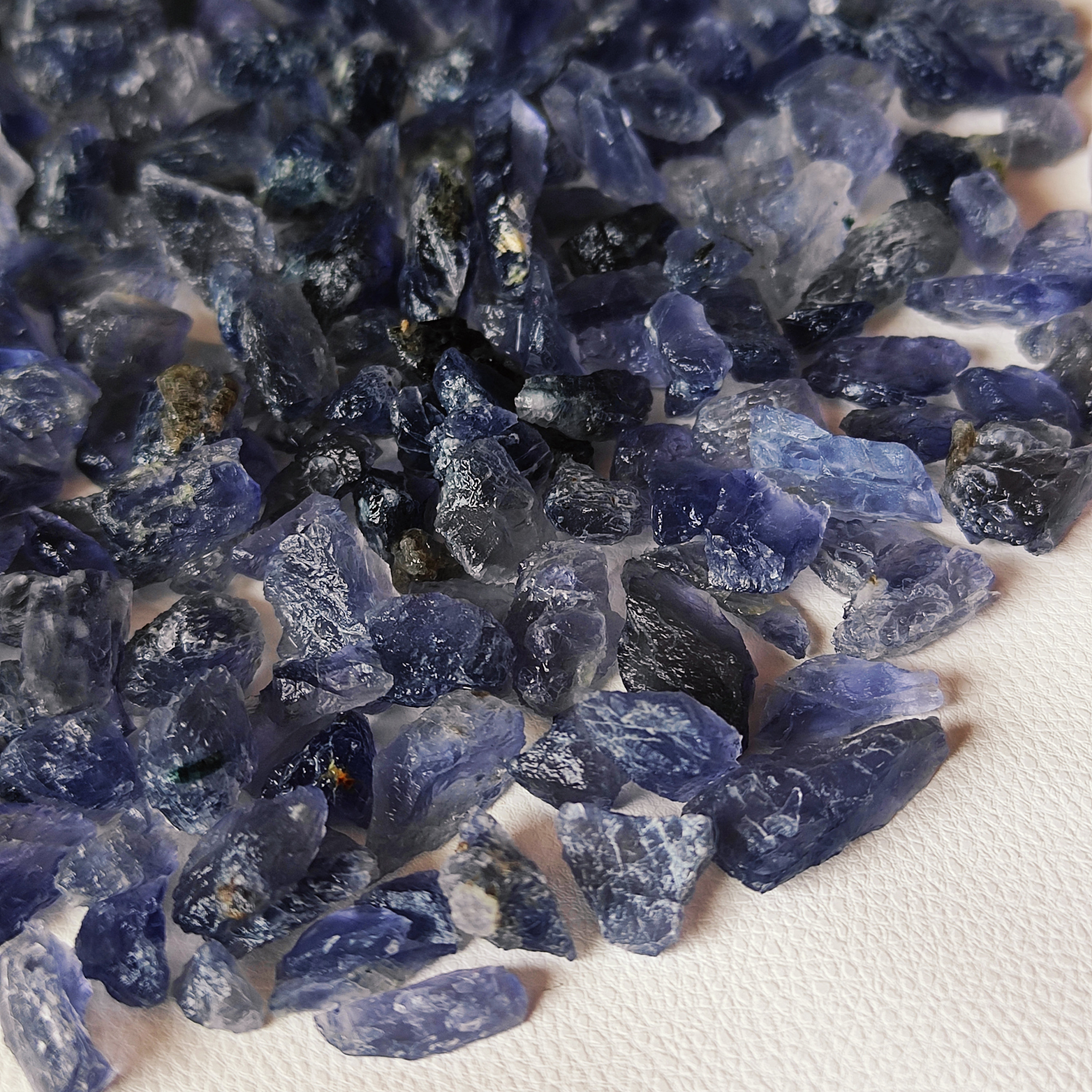 Wholesale Iolite Rough Small Sizes Natural Dark Blue Iolite Rough Raw ...