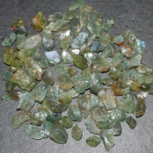 Alexandrite Rough, 25-30% Green to Red Color Change Natural Alexandrite ...