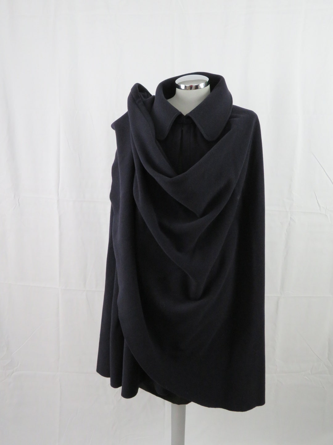 Tabarro Men's Wool and Cashmere Cape - Etsy