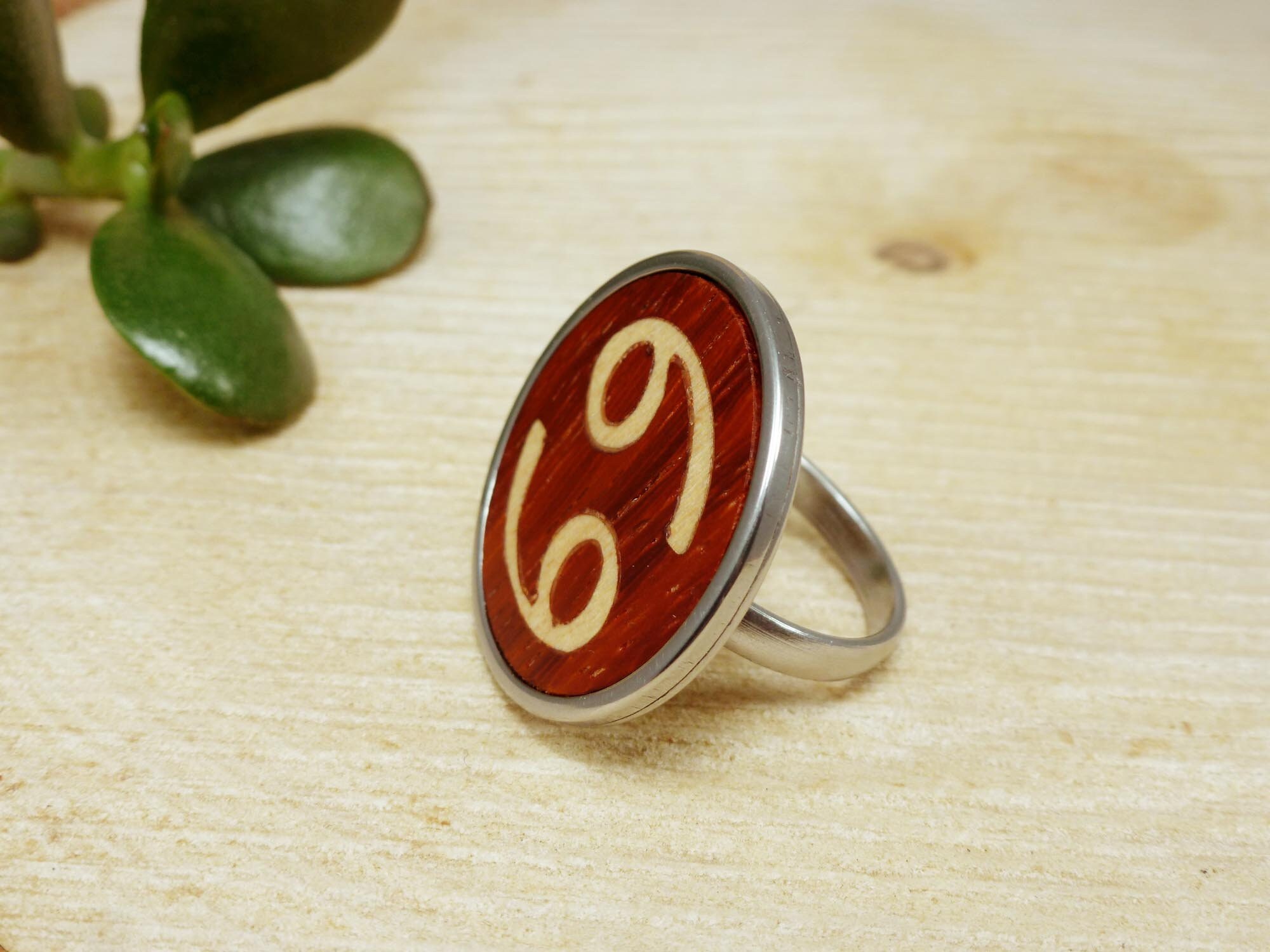 Cancer Symbol Ring, Wooden Ring for Special Women, Cancer Zodiacal ...
