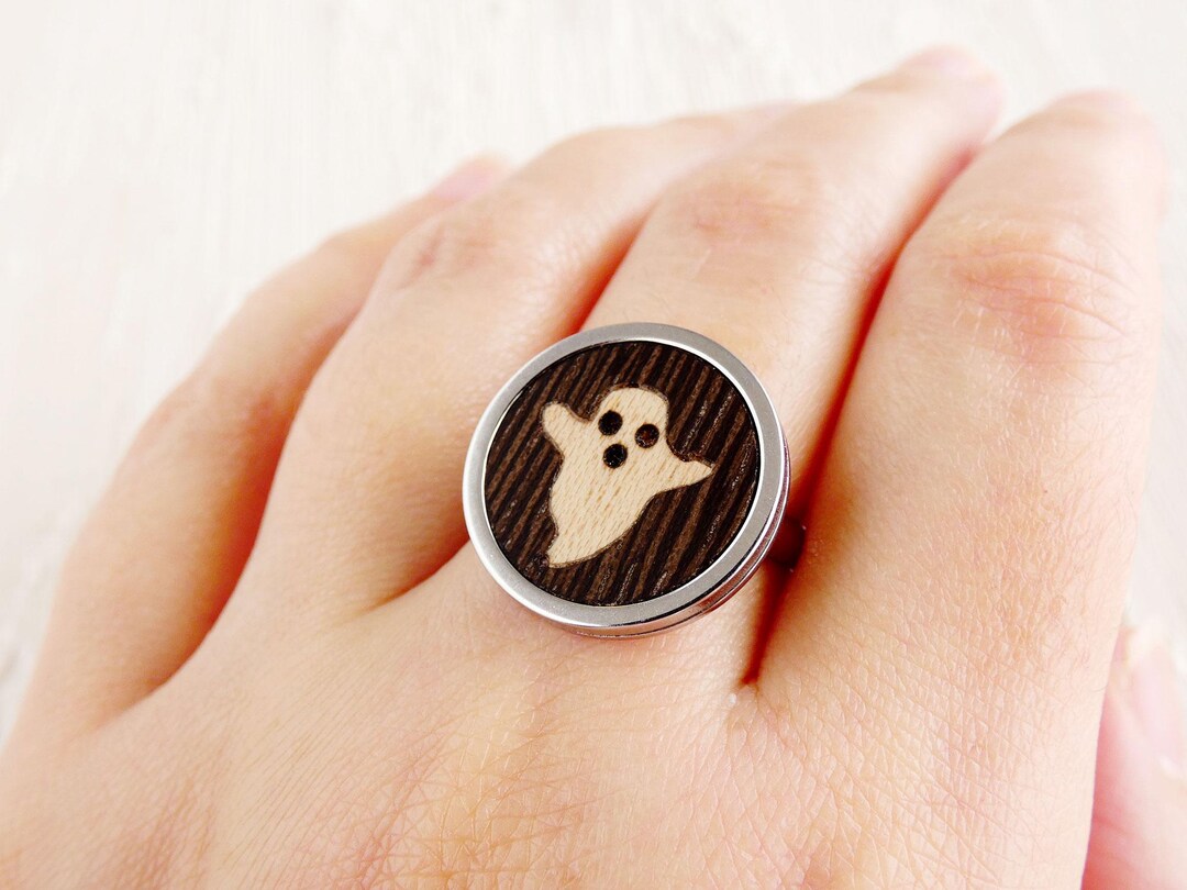 Adjustable Ghost Face Ring, Handmade Wooden Ghost Jewelry for Women ...