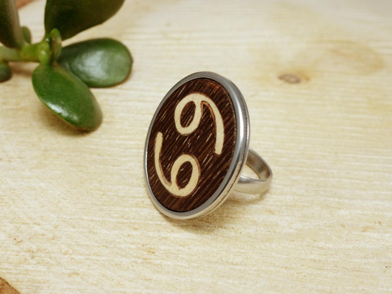 Cancer Symbol Ring Wooden Ring for Special Women Cancer - Etsy