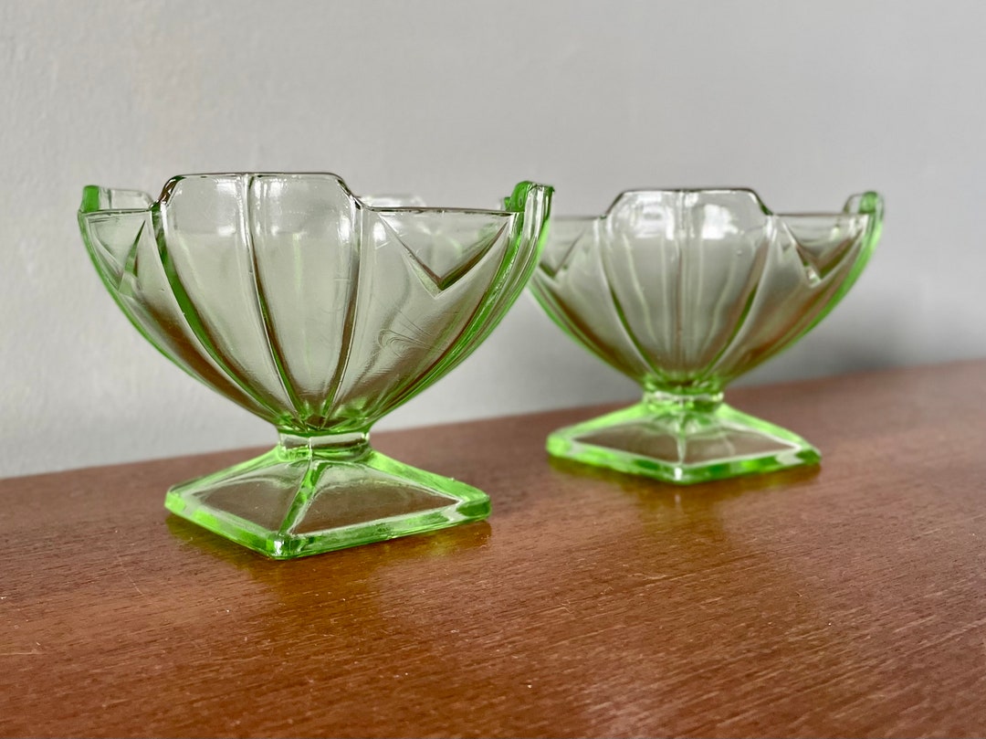 Stòlzle Art Deco Vintage Glass Dessert Bowl - Etsy