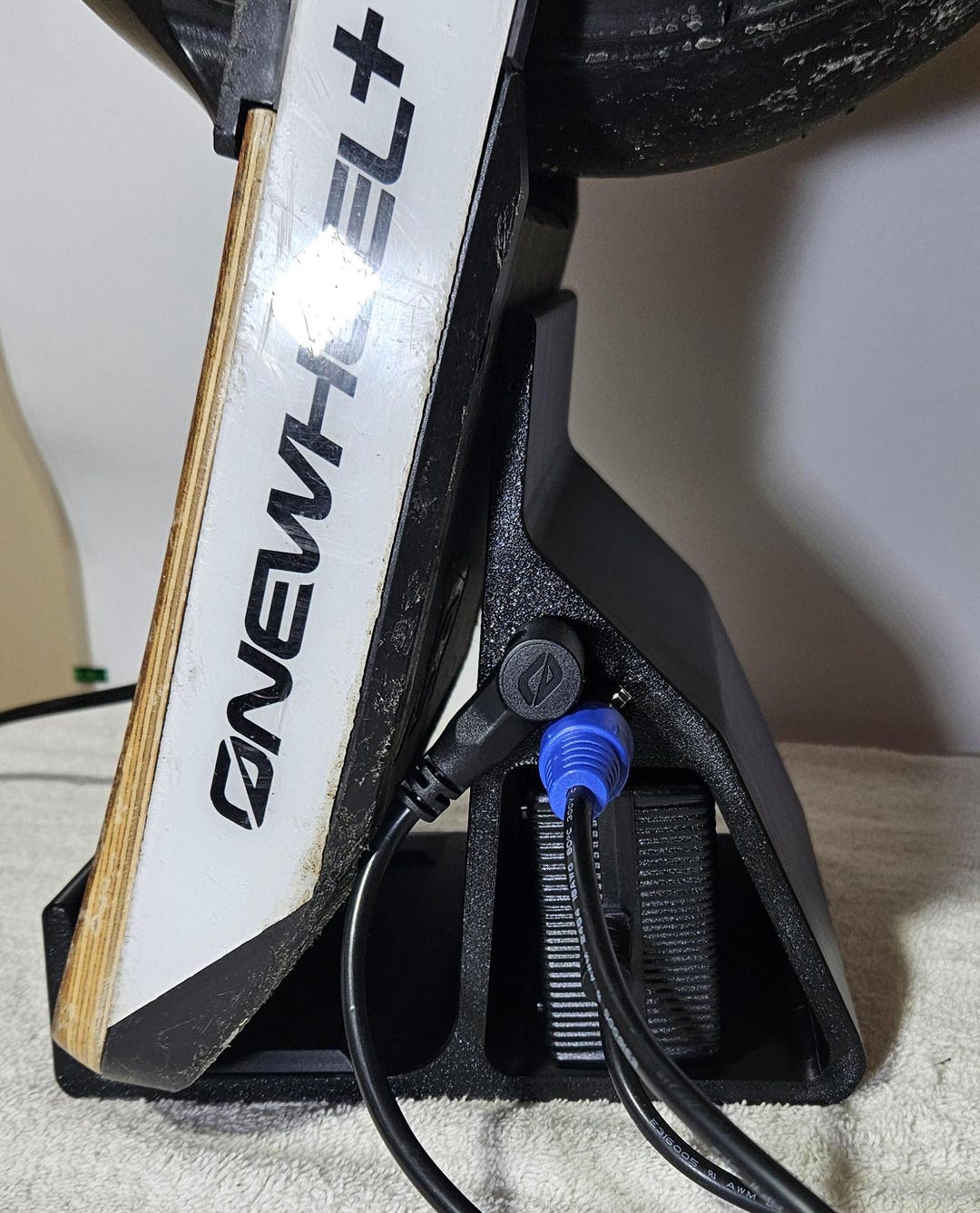 Onewheel Stand & Charger Holder for XR, Classic, V1 "no Onewheel for ...