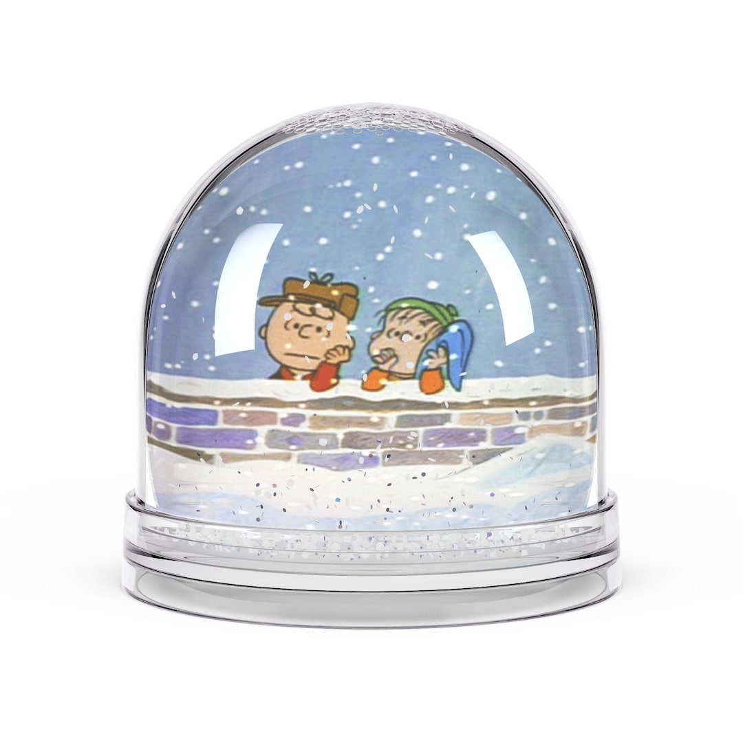 Charlie Brown and Linus Snow Scene Snow Globe | Winter Holiday ...
