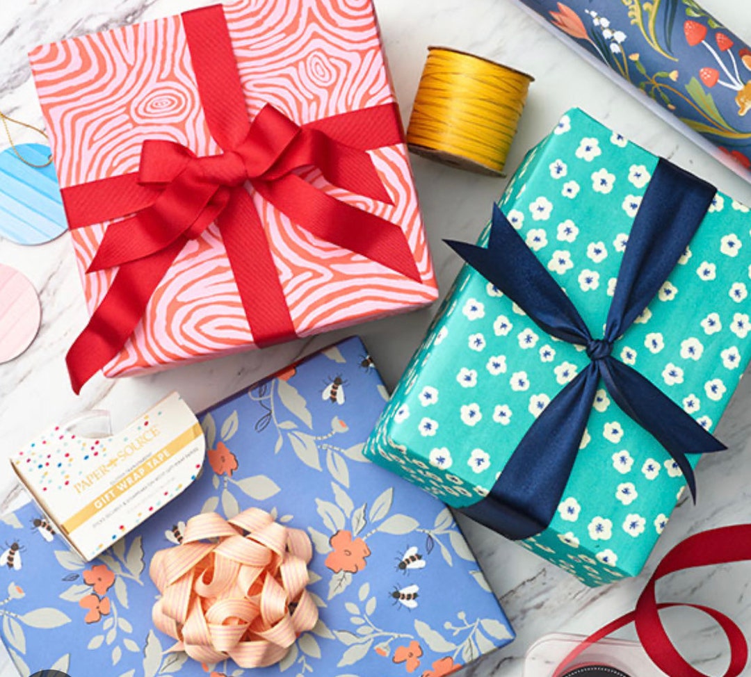 Holiday Gift Wrap • Gift Wrap Service • Extra Service • Gift Box, Gift ...