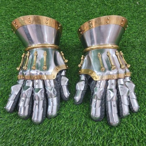 Hourglass Castillo Gauntlets , Medieval Functional Gauntlets ,large 16 ...