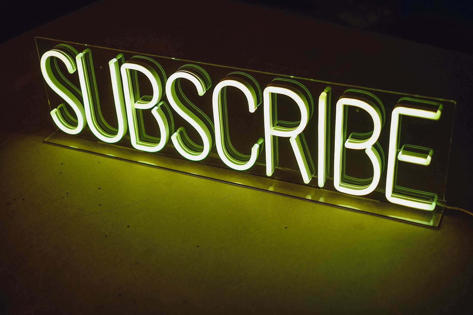 Subscribe RGB Neon Sign With Adjustible Color and Brightness | Etsy