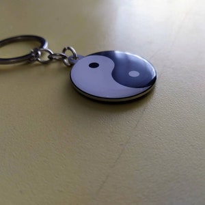 Yin and Yang Keychain 3D Stickers Gift Photo of Your Choice Can and ...