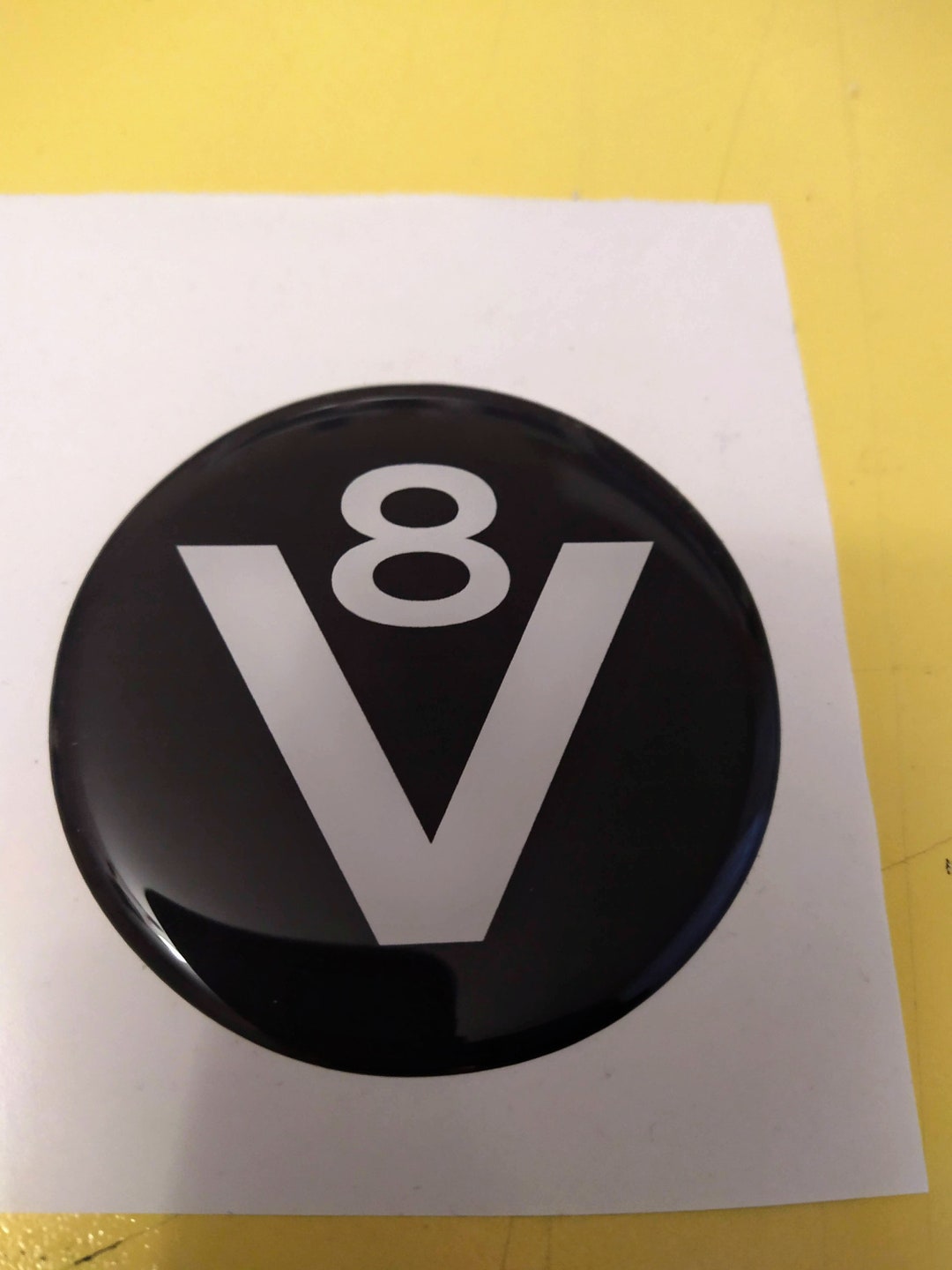 V8 Stickers Doming Rim Caps Cars Tuning Phone Logo Car Emblem 3D Decal ...