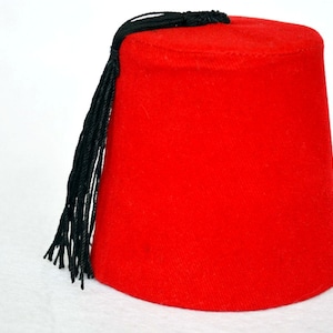 Mini Doctor Who Fez Hat Fezzes Are Cool - Eleventh Doctor Mini Fez ...