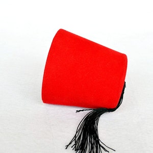 Mini Doctor Who Fez Hat Fezzes Are Cool - Eleventh Doctor Mini Fez ...