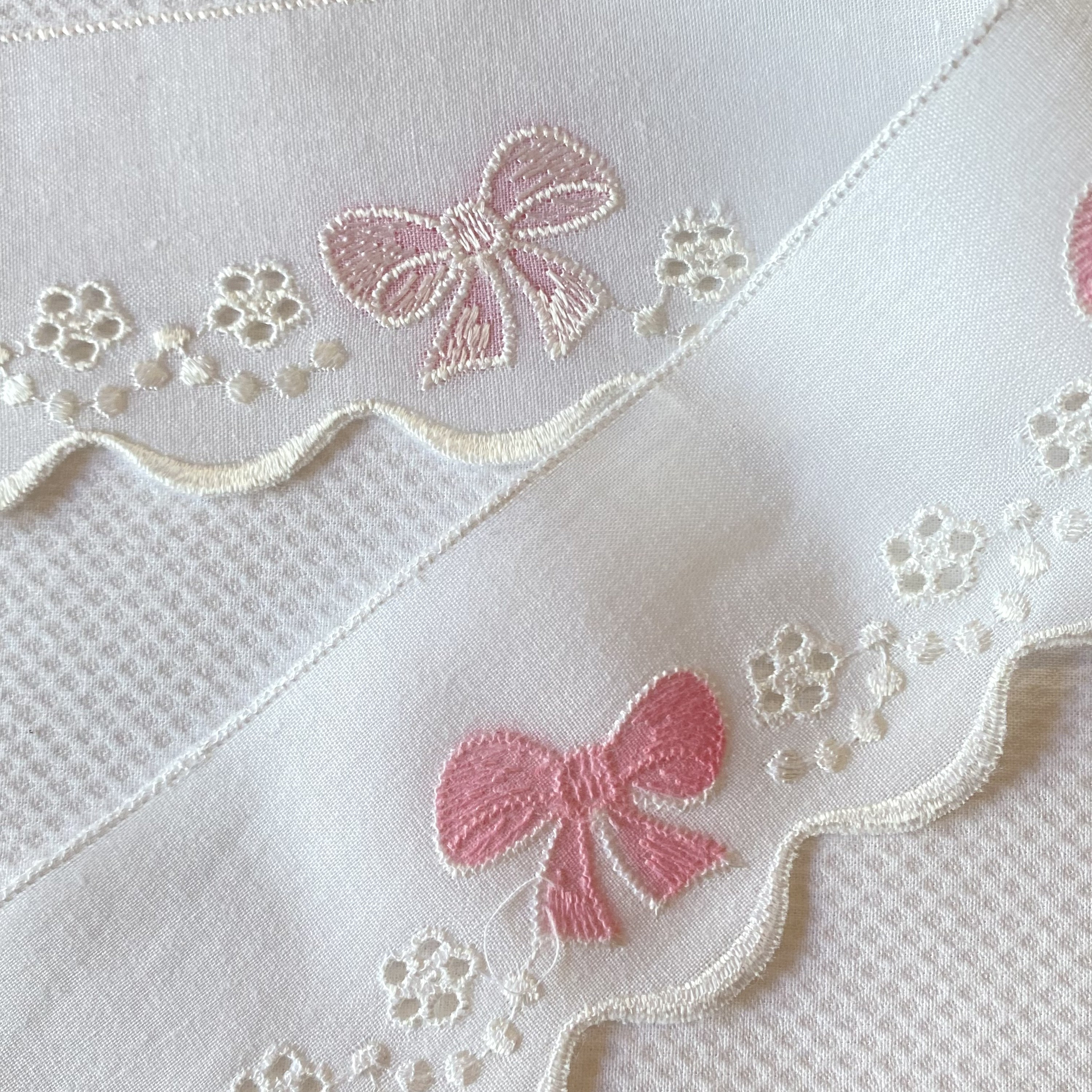 Pink or Blue Bow Scalloped Galloon Batiste Embroidery Vintage Bow ...
