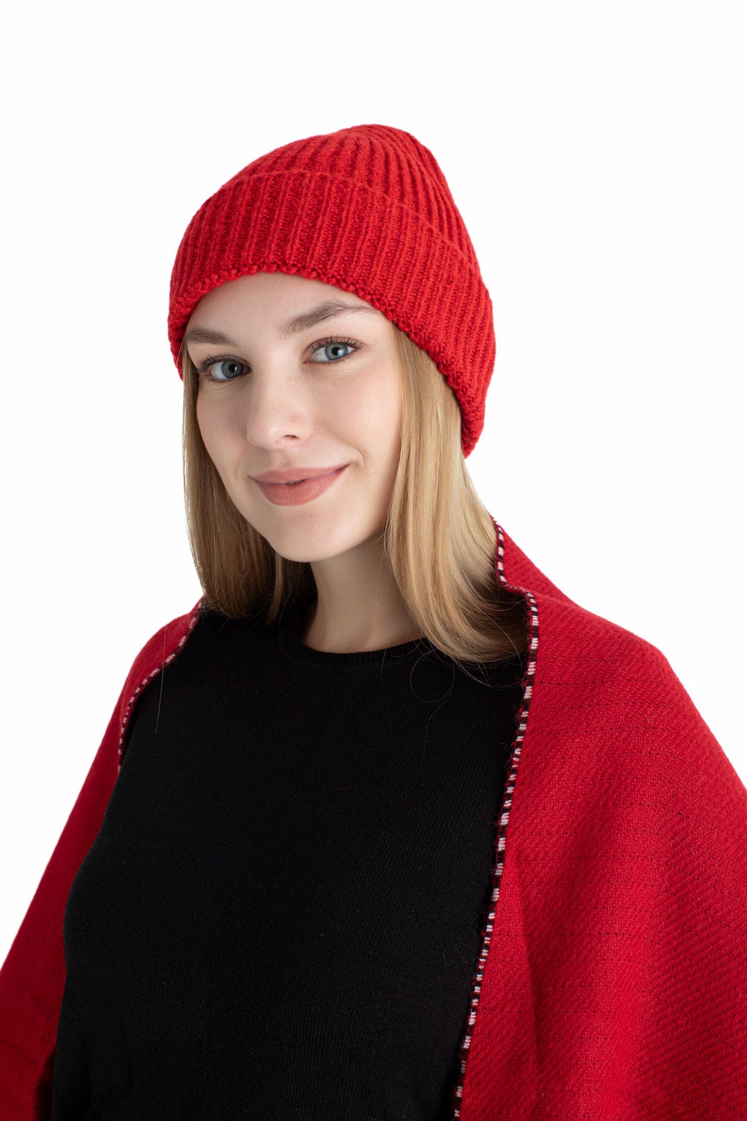 Red Seamless Wool Beanie Cap, Acrylic Unisex Beanie, Hatsquare Winter ...