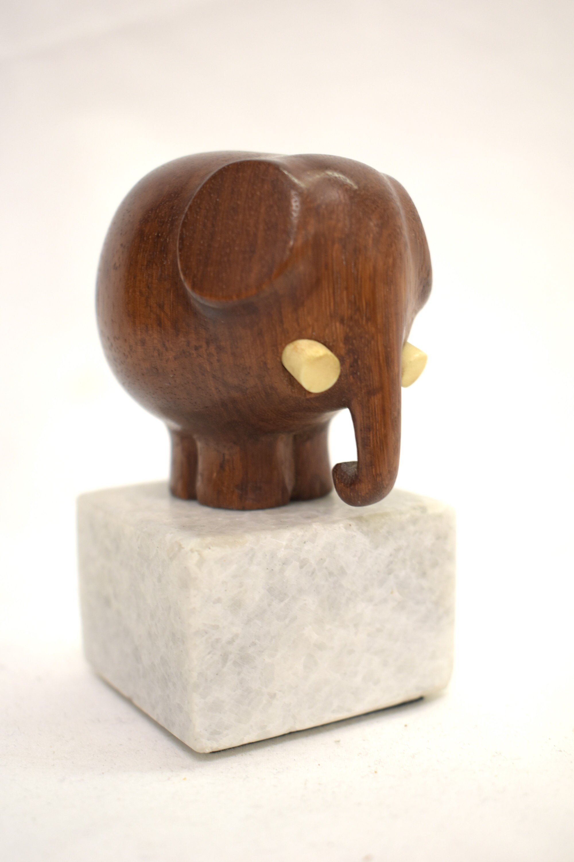 Li'l Oliphant Elephant Sculpture by Don Dougan - Etsy