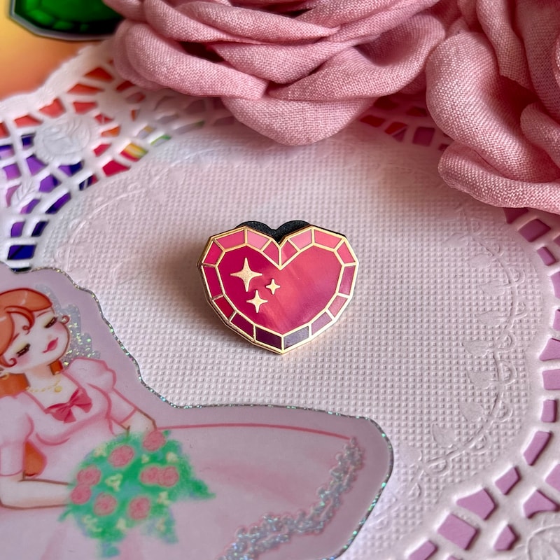 Heart Pin - Etsy