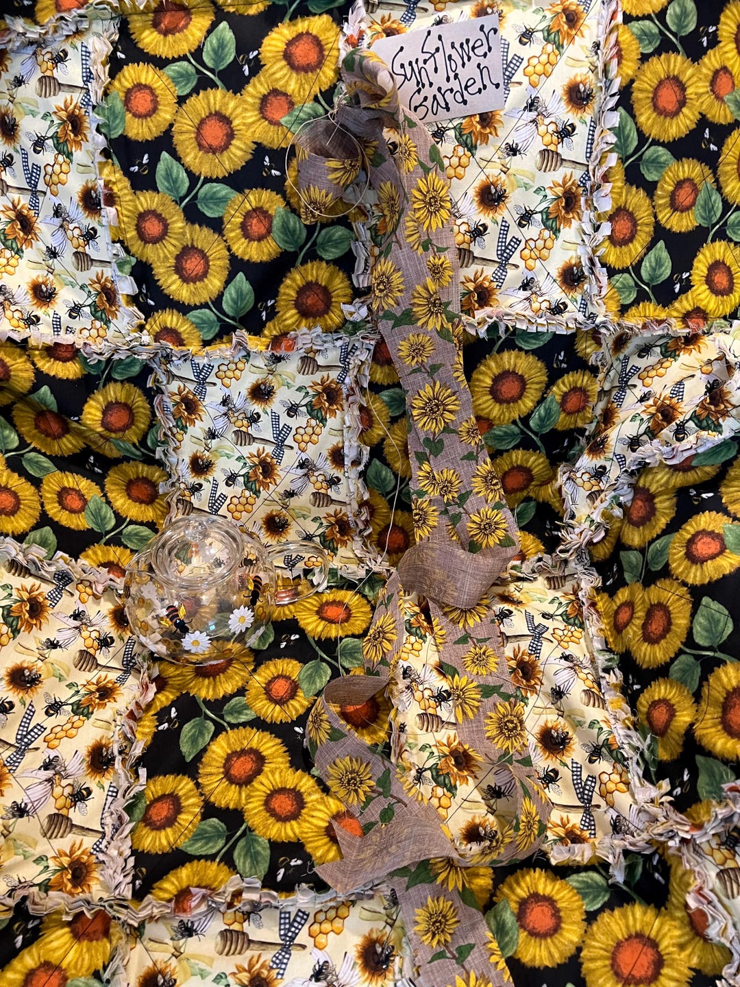 Sunflower and Honey Bee Rag Quilt. Handmade - Etsy