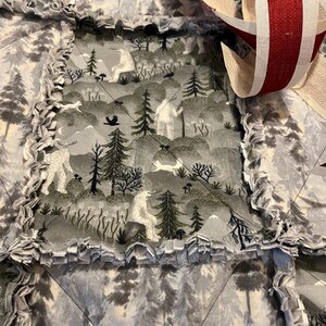 Yeti Christmas Quilt Throw. Handmade - Etsy