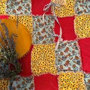 Sunflower and Bicycle Rag Quilt. Handmade - Etsy