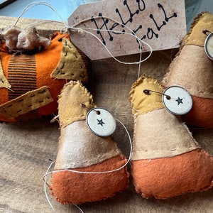 Primitive Pumpkin and Candy Corn. Handmade - Etsy