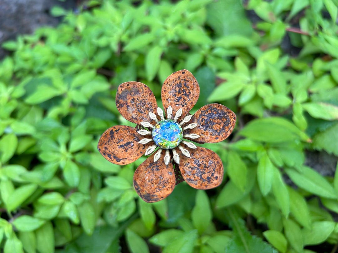 2 1/4" Rusted Metal Flower With Glass Center on 12" Stem - Etsy