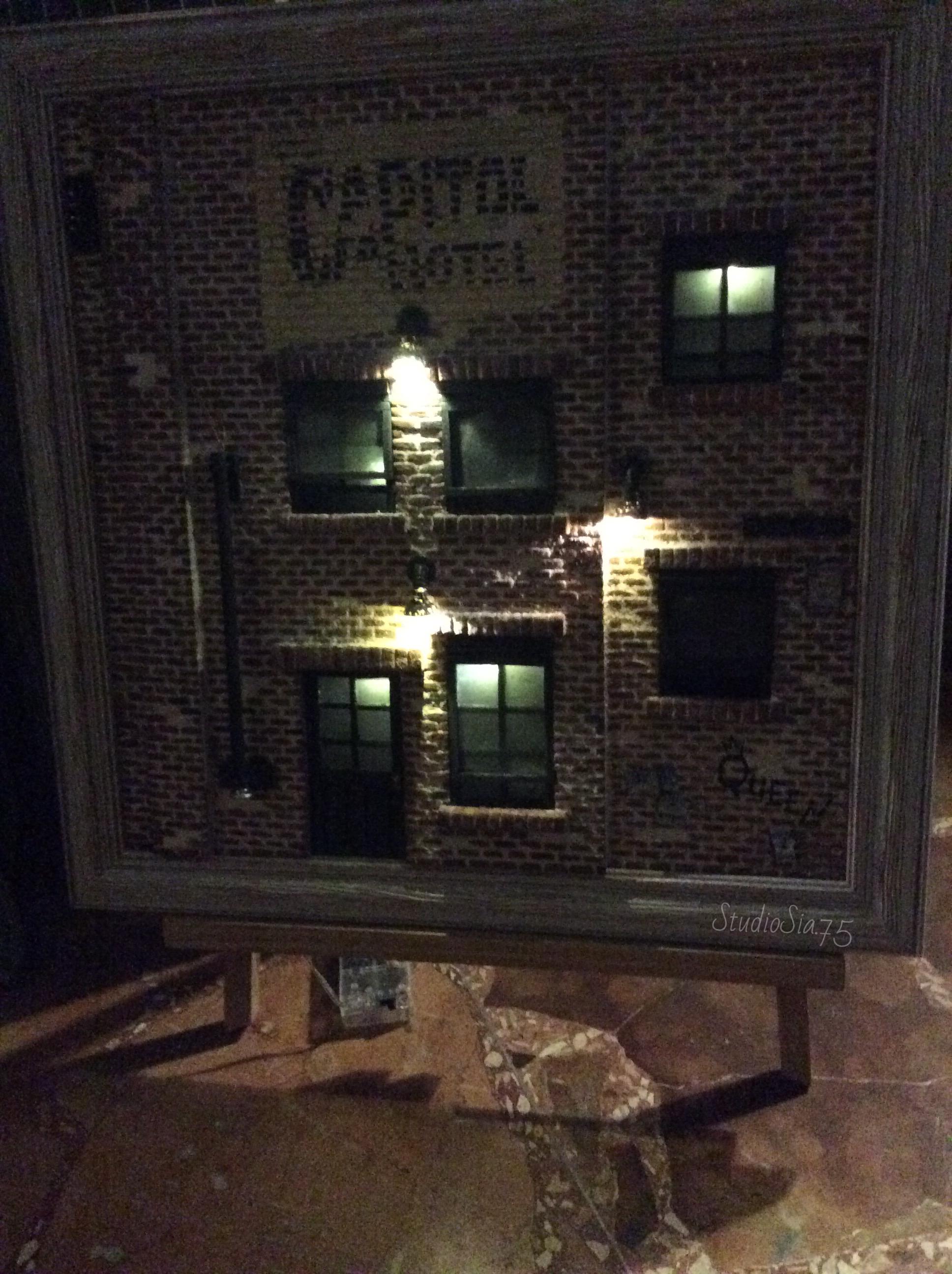 1:24 Scale 3D Diorama in Frame – 1970s Urban Hotel Facade – “capitol ...