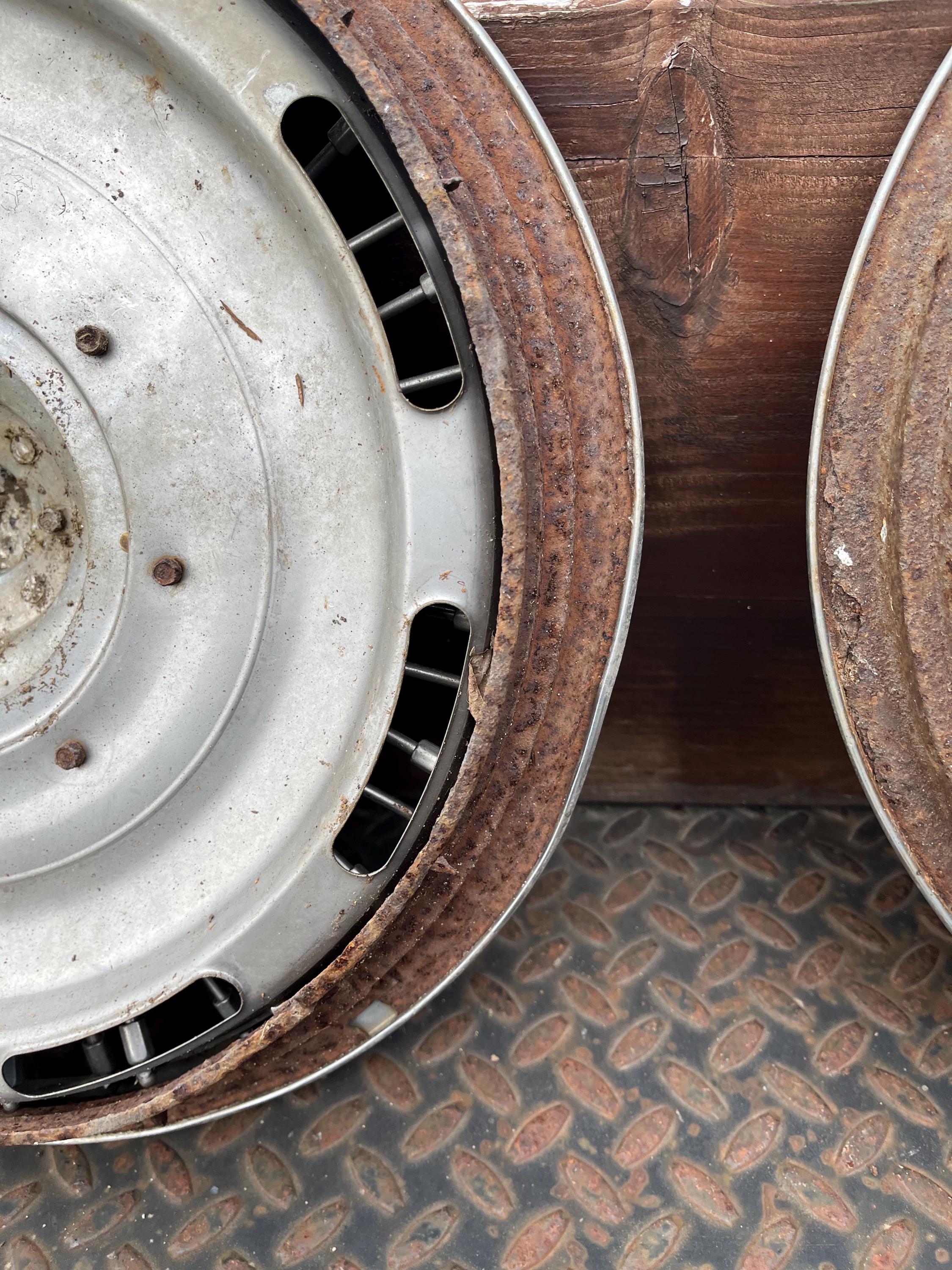 Chevy and Ford Wire Wheel Hub Caps - Etsy