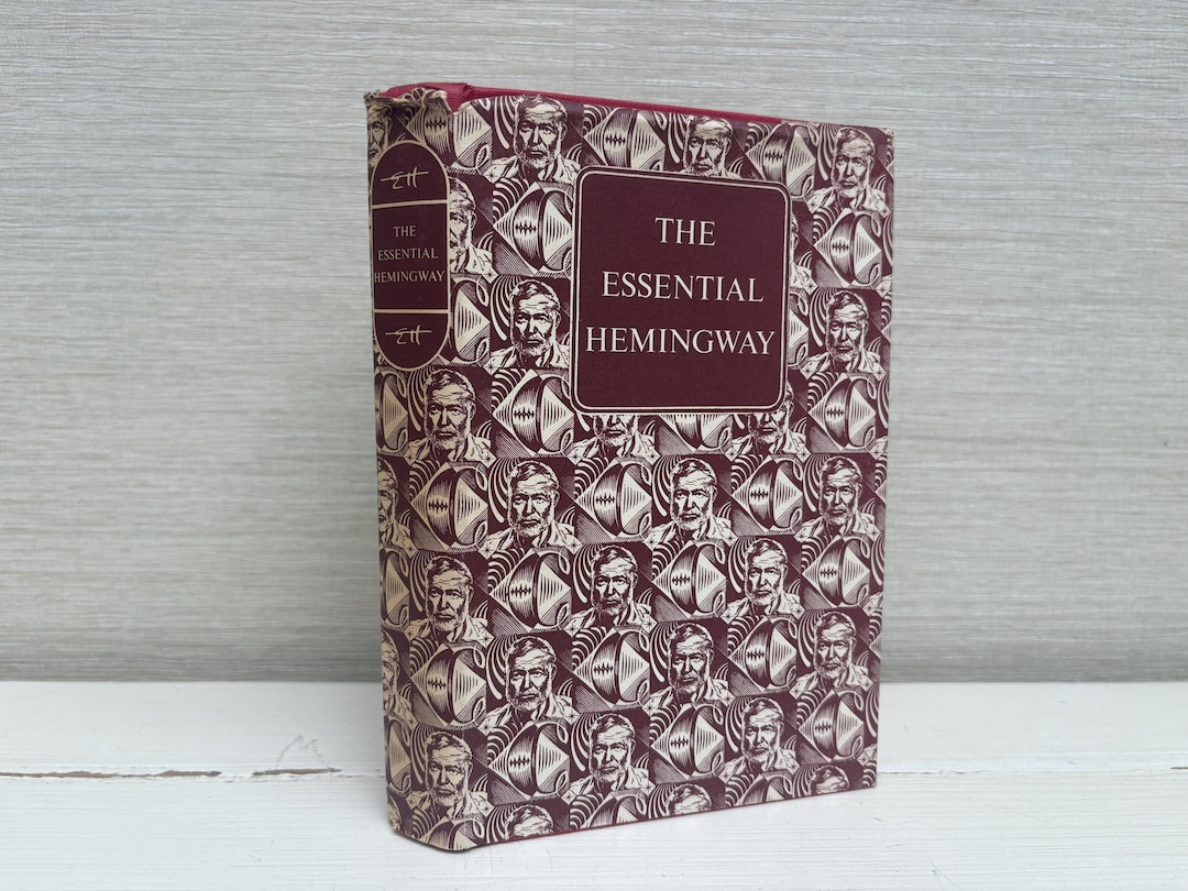 The Essential Hemingway Vintage Book Companion Book Club 1962 - Etsy