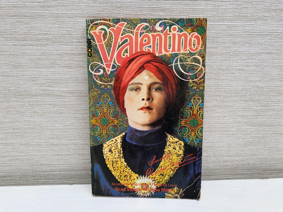 Valentino by Brad Steiger & Chaw Mank 1976 Corgi Paperback Book - Etsy